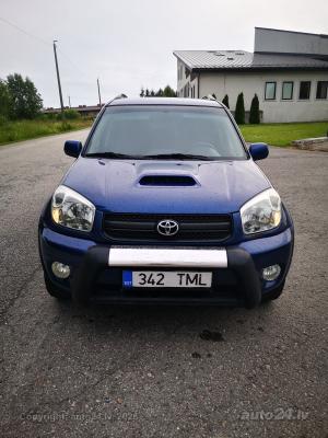 Zils Toyota RAV4 2004 Paide, ar dzinēja tilpumu 2.00 L un nobraukumu 354 tūkst. km par 3500 €, foto 7 vietnē AUTOMOTO.COM.LV