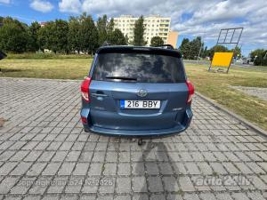 Zils Toyota RAV4 2009 Tallina, ar dzinēja tilpumu 2.00 L un nobraukumu 245 tūkst. km par 5400 €, foto 4 vietnē AUTOMOTO.COM.LV