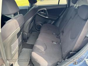 Zils Toyota RAV4 2009 Tallina, ar dzinēja tilpumu 2.00 L un nobraukumu 245 tūkst. km par 5400 €, foto 6 vietnē AUTOMOTO.COM.LV