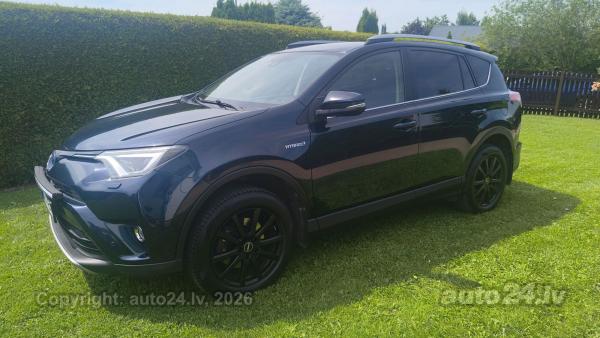 Blue Toyota RAV4 2018 in Tallinn, with an engine capacity of 2.50 L and mileage of 150 thousand km for 17900 €, photo 6 on AUTOMOTO.COM.LV
