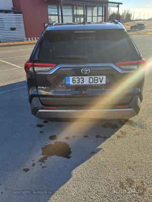 Zils Toyota RAV4 2019 Tallina, ar dzinēja tilpumu 2.00 L un nobraukumu 181 tūkst. km par 19500 €, foto 14 vietnē AUTOMOTO.COM.LV