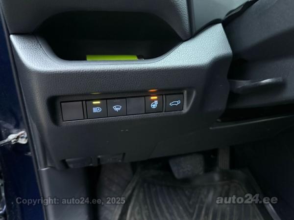 Zils Toyota RAV4 2020 Tallina, ar dzinēja tilpumu 2.00 L un nobraukumu 100 tūkst. km par 21500 €, foto 11 vietnē AUTOMOTO.COM.LV