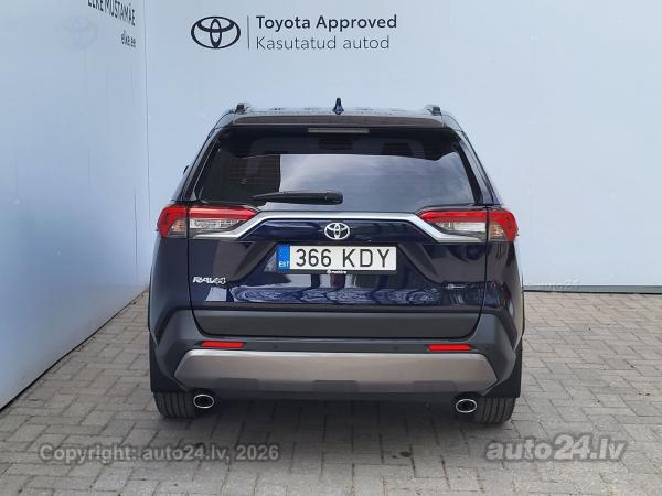 Zils Toyota RAV4 2020 Tallina, ar dzinēja tilpumu 1.99 L un nobraukumu 69 tūkst. km par 25995 €, foto 4 vietnē AUTOMOTO.COM.LV