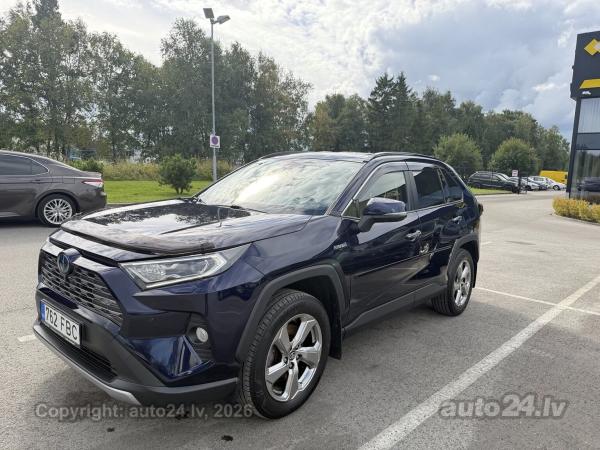Blue Toyota RAV4 2020 in Tallinn, with an engine capacity of 2.50 L and mileage of 90 thousand km for 30500 €, photo 1 on AUTOMOTO.COM.LV