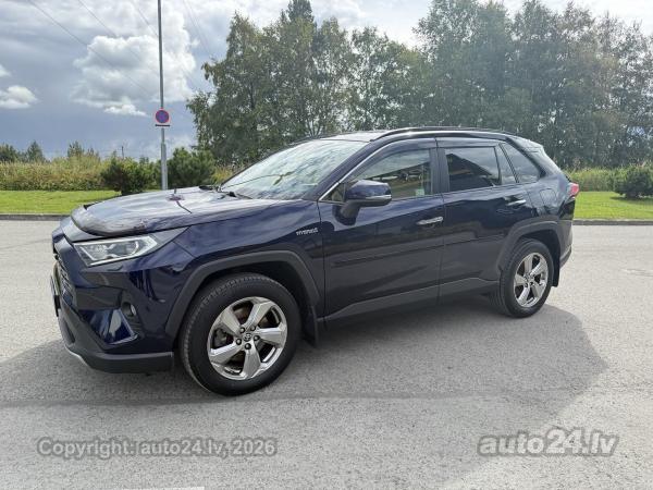 Blue Toyota RAV4 2020 in Tallinn, with an engine capacity of 2.50 L and mileage of 90 thousand km for 30500 €, photo 3 on AUTOMOTO.COM.LV