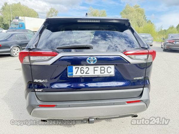 Blue Toyota RAV4 2020 in Tallinn, with an engine capacity of 2.50 L and mileage of 90 thousand km for 30500 €, photo 7 on AUTOMOTO.COM.LV
