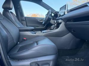 Zils Toyota RAV4 2022 Tartu, ar dzinēja tilpumu 2.50 L un nobraukumu 36 tūkst. km par 41000 €, foto 7 vietnē AUTOMOTO.COM.LV