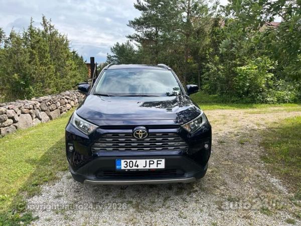 Zils Toyota RAV4 2023 Tallina, ar dzinēja tilpumu 2.00 L un nobraukumu 22 tūkst. km par 29000 €, foto 3 vietnē AUTOMOTO.COM.LV