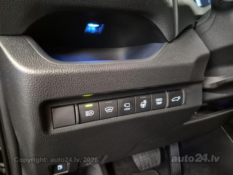 Zils Toyota RAV4 2023 Tallina, ar dzinēja tilpumu 2.50 L un nobraukumu 39 tūkst. km par 42990 €, foto 17 vietnē AUTOMOTO.COM.LV
