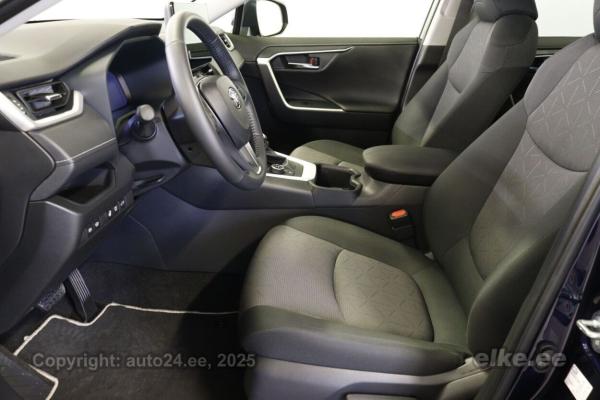Zils Toyota RAV4 2025 Tallina, ar dzinēja tilpumu 2.49 L un nobraukumu 7 tūkst. km par 41500 €, foto 11 vietnē AUTOMOTO.COM.LV