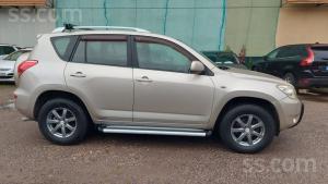 Brūns Toyota RAV4 2007 Daugavpils, ar dzinēja tilpumu 2.00 L un nobraukumu 0 tūkst. km par 5350 €, foto 5 vietnē AUTOMOTO.COM.LV