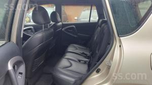Brūns Toyota RAV4 2007 Daugavpils, ar dzinēja tilpumu 2.00 L un nobraukumu 0 tūkst. km par 5350 €, foto 16 vietnē AUTOMOTO.COM.LV