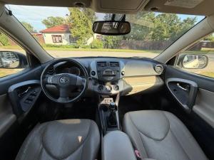 Brown Toyota RAV4 2007 in Ventspils, with an engine capacity of 2.20 L and mileage of 254 thousand km for 3300 €, photo 19 on AUTOMOTO.COM.LV
