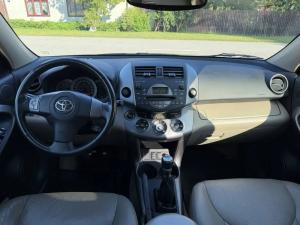 Brown Toyota RAV4 2007 in Ventspils, with an engine capacity of 2.20 L and mileage of 254 thousand km for 3300 €, photo 20 on AUTOMOTO.COM.LV