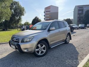 Brūns Toyota RAV4 2007 Ventspils, ar dzinēja tilpumu 2.20 L un nobraukumu 254 tūkst. km par 3300 €, foto  vietnē AUTOMOTO.COM.LV