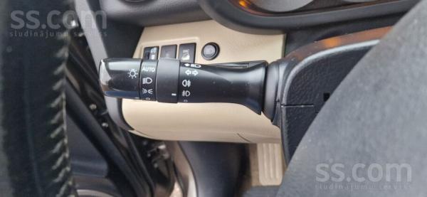 Brūns Toyota RAV4 2009 Daugavpils, ar dzinēja tilpumu 2.20 L un nobraukumu 263 tūkst. km par 7350 €, foto 10 vietnē AUTOMOTO.COM.LV