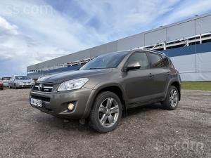 Brūns Toyota RAV4 2009 Daugavpils, ar dzinēja tilpumu 2.20 L un nobraukumu 263 tūkst. km par 6950 €, foto  vietnē AUTOMOTO.COM.LV