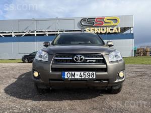 Brūns Toyota RAV4 2009 Daugavpils, ar dzinēja tilpumu 2.20 L un nobraukumu 263 tūkst. km par 6950 €, foto 9 vietnē AUTOMOTO.COM.LV