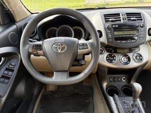 Brūns Toyota RAV4 2009 Daugavpils, ar dzinēja tilpumu 2.20 L un nobraukumu 263 tūkst. km par 6950 €, foto 11 vietnē AUTOMOTO.COM.LV