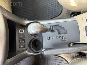 Brūns Toyota RAV4 2009 Daugavpils, ar dzinēja tilpumu 2.20 L un nobraukumu 263 tūkst. km par 6950 €, foto 19 vietnē AUTOMOTO.COM.LV