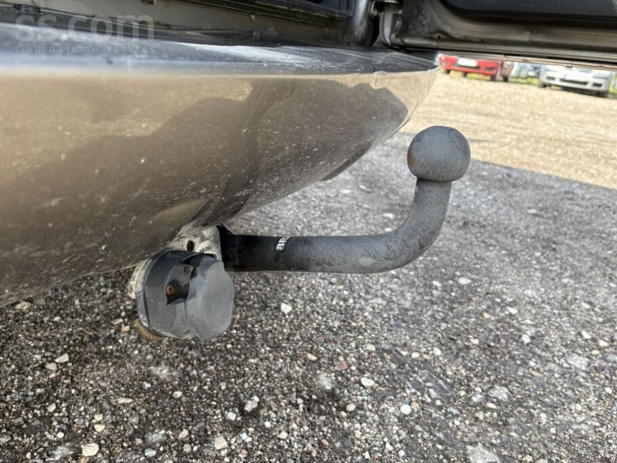 Brūns Toyota RAV4 2009 Daugavpils, ar dzinēja tilpumu 2.20 L un nobraukumu 263 tūkst. km par 6950 €, foto 33 vietnē AUTOMOTO.COM.LV