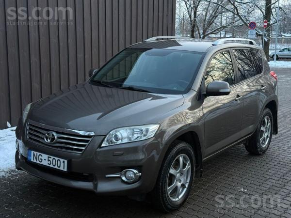 Brūns Toyota RAV4 2010 Rīga, ar dzinēja tilpumu 2.00 L un nobraukumu 184 tūkst. km par 7990 €, foto 2 vietnē AUTOMOTO.COM.LV