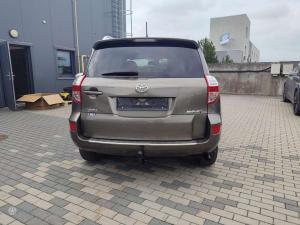Brūns Toyota RAV4 2010 Šauļi, ar dzinēja tilpumu 2.23 L un nobraukumu 175 tūkst. km par 7500 €, foto 9 vietnē AUTOMOTO.COM.LV