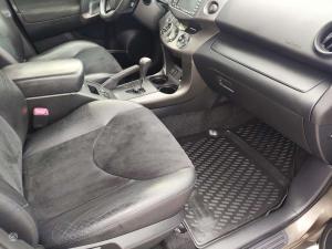 Brūns Toyota RAV4 2010 Šauļi, ar dzinēja tilpumu 2.23 L un nobraukumu 175 tūkst. km par 7500 €, foto 12 vietnē AUTOMOTO.COM.LV