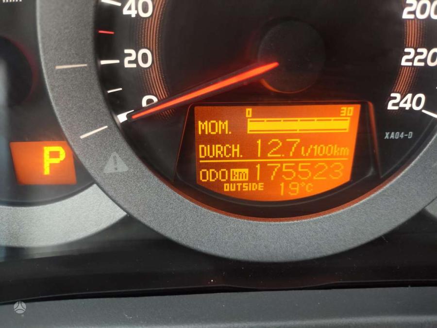 Brūns Toyota RAV4 2010 Šauļi, ar dzinēja tilpumu 2.23 L un nobraukumu 175 tūkst. km par 7500 €, foto 22 vietnē AUTOMOTO.COM.LV