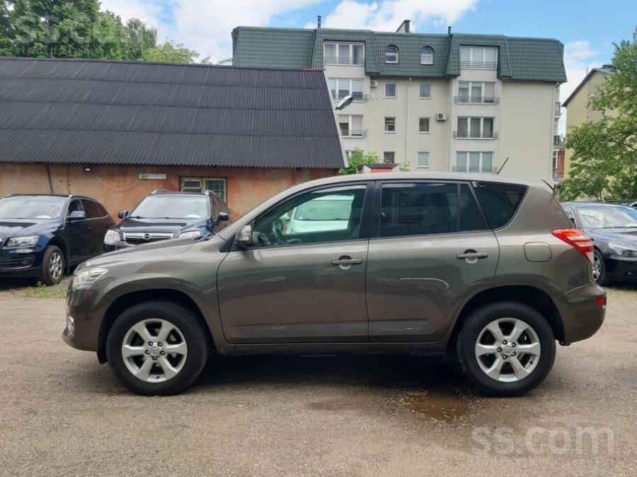 Brūns Toyota RAV4 2011 Daugavpils, ar dzinēja tilpumu 2.20 L un nobraukumu 0 tūkst. km par 7950 €, foto 5 vietnē AUTOMOTO.COM.LV
