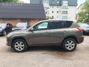 Brūns Toyota RAV4 2011 Daugavpils, ar dzinēja tilpumu 2.20 L un nobraukumu 0 tūkst. km par 7950 €, foto 11 vietnē AUTOMOTO.COM.LV