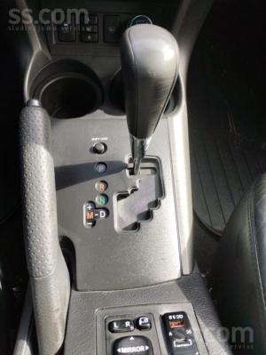Brūns Toyota RAV4 2011 Liepāja, ar dzinēja tilpumu 2.20 L un nobraukumu 225 tūkst. km par 6650 €, foto 22 vietnē AUTOMOTO.COM.LV