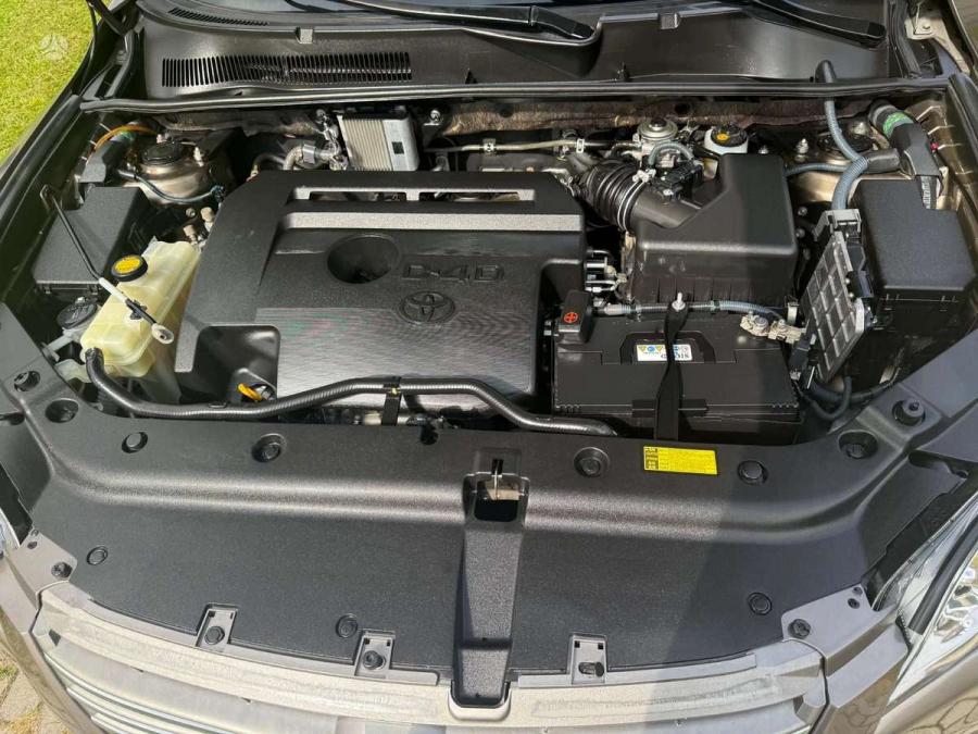 Brūns Toyota RAV4 2011 Tauragė, ar dzinēja tilpumu 2.20 L un nobraukumu 206 tūkst. km par 7500 €, foto 10 vietnē AUTOMOTO.COM.LV