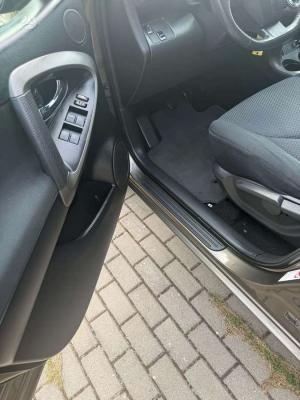 Brūns Toyota RAV4 2011 Tauragė, ar dzinēja tilpumu 2.20 L un nobraukumu 206 tūkst. km par 7500 €, foto 13 vietnē AUTOMOTO.COM.LV