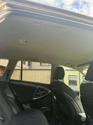 Brūns Toyota RAV4 2011 Tauragė, ar dzinēja tilpumu 2.20 L un nobraukumu 206 tūkst. km par 7500 €, foto 22 vietnē AUTOMOTO.COM.LV
