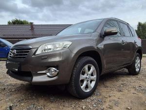 Brown Toyota RAV4 2011 in Silute, with an engine capacity of 0.00 L and mileage of 230 thousand km for 7500 €, photo 5 on AUTOMOTO.COM.LV