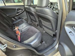 Brown Toyota RAV4 2011 in Silute, with an engine capacity of 0.00 L and mileage of 230 thousand km for 7500 €, photo 15 on AUTOMOTO.COM.LV