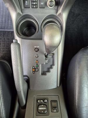 Brown Toyota RAV4 2011 in Silute, with an engine capacity of 0.00 L and mileage of 230 thousand km for 7500 €, photo 19 on AUTOMOTO.COM.LV