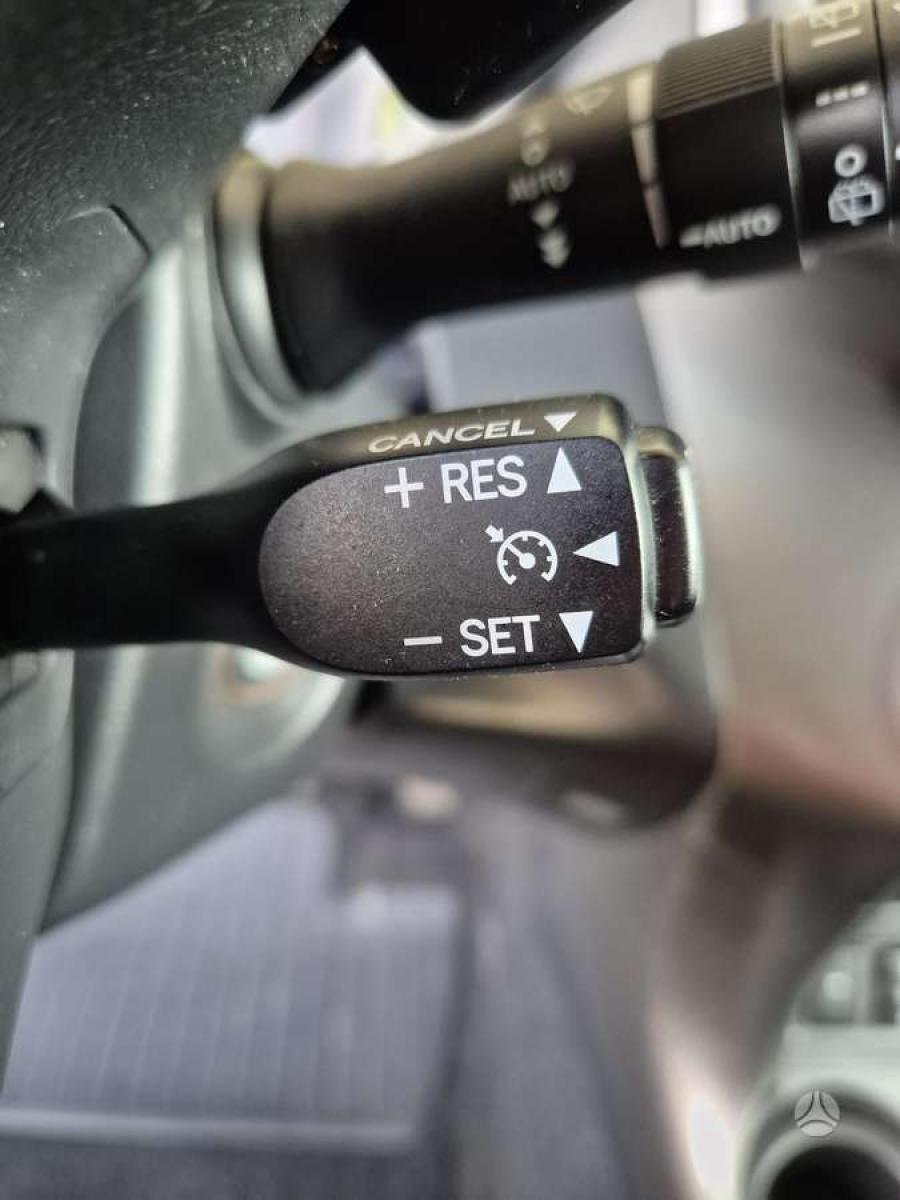 Brown Toyota RAV4 2011 in Silute, with an engine capacity of 0.00 L and mileage of 230 thousand km for 7500 €, photo 21 on AUTOMOTO.COM.LV