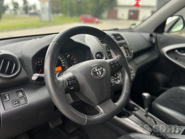 Brūns Toyota RAV4 2012 Jēkabpils, ar dzinēja tilpumu 2.20 L un nobraukumu 219 tūkst. km par 8490 €, foto 10 vietnē AUTOMOTO.COM.LV