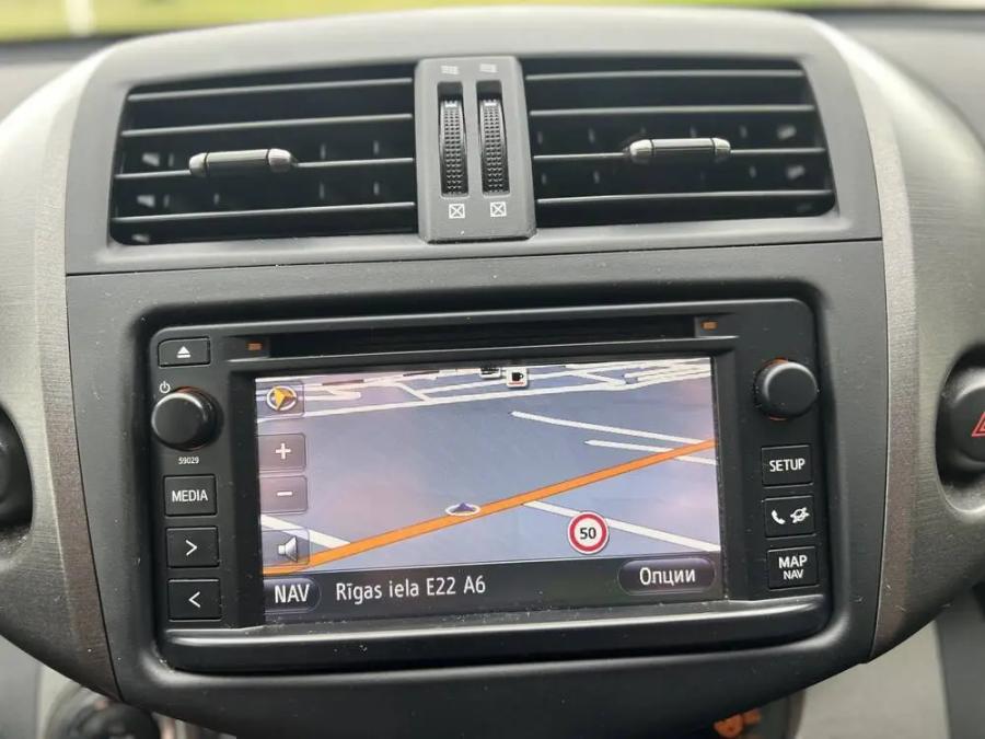 Brūns Toyota RAV4 2012 Jēkabpils, ar dzinēja tilpumu 2.20 L un nobraukumu 219 tūkst. km par 8490 €, foto 18 vietnē AUTOMOTO.COM.LV
