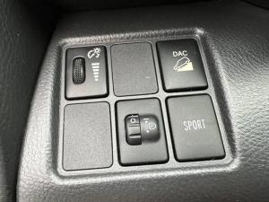 Brūns Toyota RAV4 2012 Jēkabpils, ar dzinēja tilpumu 2.20 L un nobraukumu 219 tūkst. km par 8490 €, foto 22 vietnē AUTOMOTO.COM.LV