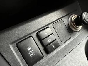 Brūns Toyota RAV4 2012 Jēkabpils, ar dzinēja tilpumu 2.20 L un nobraukumu 219 tūkst. km par 8490 €, foto 26 vietnē AUTOMOTO.COM.LV