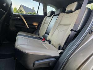 Brūns Toyota RAV4 2013 Utena, ar dzinēja tilpumu 1.99 L un nobraukumu 234 tūkst. km par 10600 €, foto 12 vietnē AUTOMOTO.COM.LV