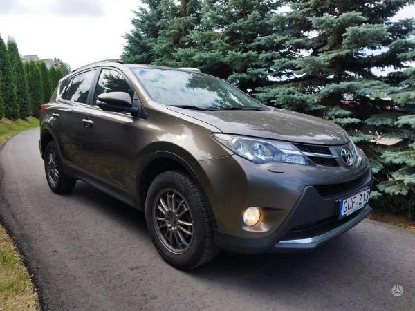 Brūns Toyota RAV4 2013 Utena, ar dzinēja tilpumu 2.00 L un nobraukumu 234 tūkst. km par 10300 €, foto 2 vietnē AUTOMOTO.COM.LV