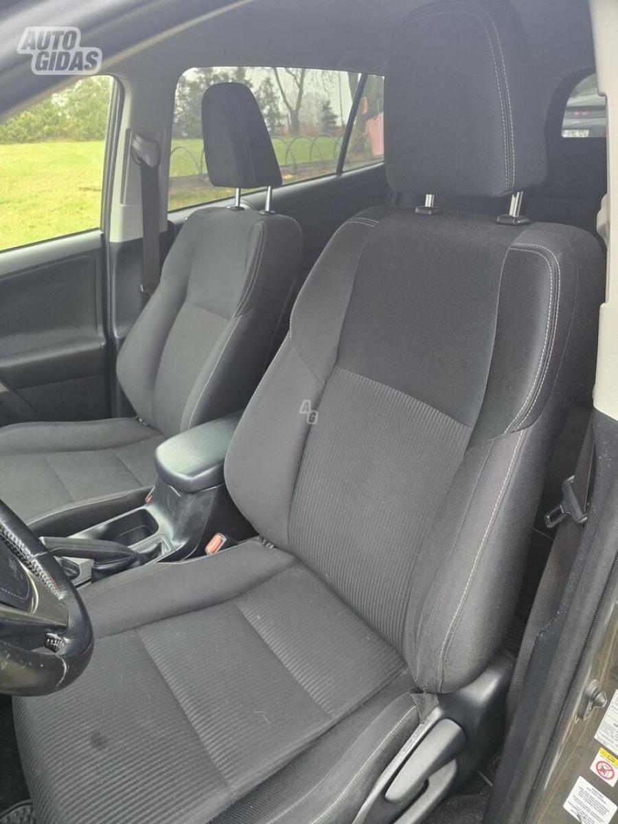 Brūns Toyota RAV4 2014 Utena, ar dzinēja tilpumu 2.00 L un nobraukumu 304 tūkst. km par 10500 €, foto 8 vietnē AUTOMOTO.COM.LV