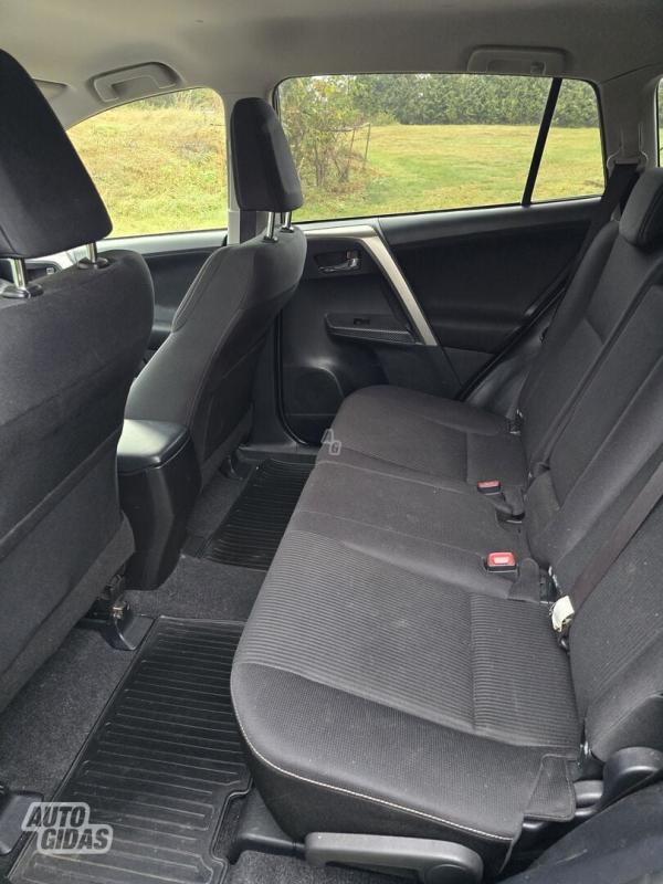 Brūns Toyota RAV4 2014 Utena, ar dzinēja tilpumu 2.00 L un nobraukumu 304 tūkst. km par 10500 €, foto 8 vietnē AUTOMOTO.COM.LV