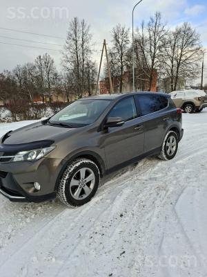 Brūns Toyota RAV4 2014 Cēsis, ar dzinēja tilpumu 2.00 L un nobraukumu 217 tūkst. km par 9500 €, foto  vietnē AUTOMOTO.COM.LV