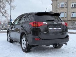 Brown Toyota RAV4 2014 in Ukmerge, with an engine capacity of 2.00 L and mileage of 231 thousand km for 10750 €, photo 4 on AUTOMOTO.COM.LV