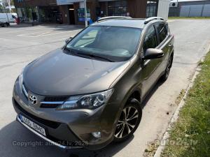 Brūns Toyota RAV4 2014 Tallina, ar dzinēja tilpumu 2.00 L un nobraukumu 203 tūkst. km par 10500 €, foto  vietnē AUTOMOTO.COM.LV